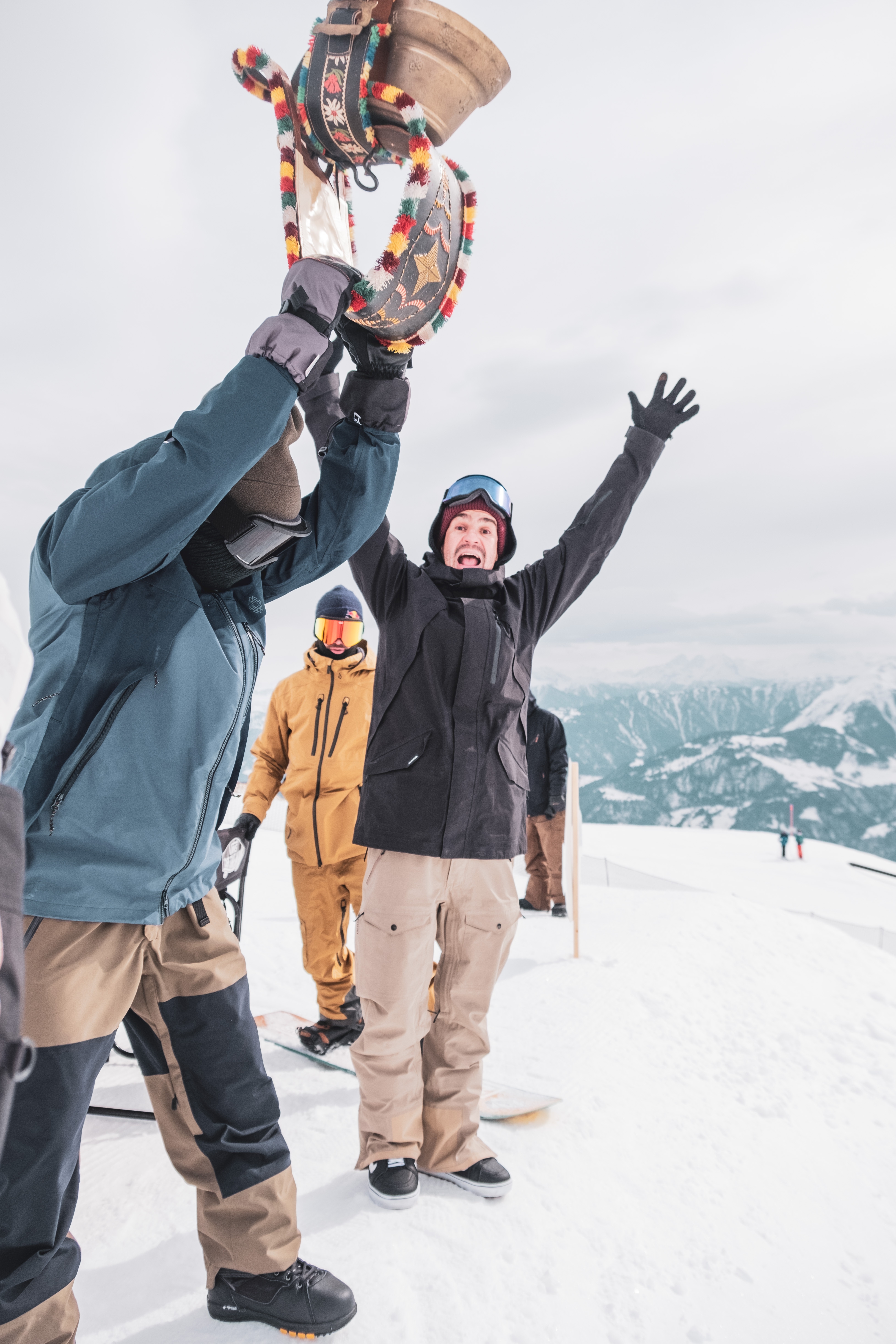 Method Mag Vans Hi Standard - Laax: Report, Video & Gallery