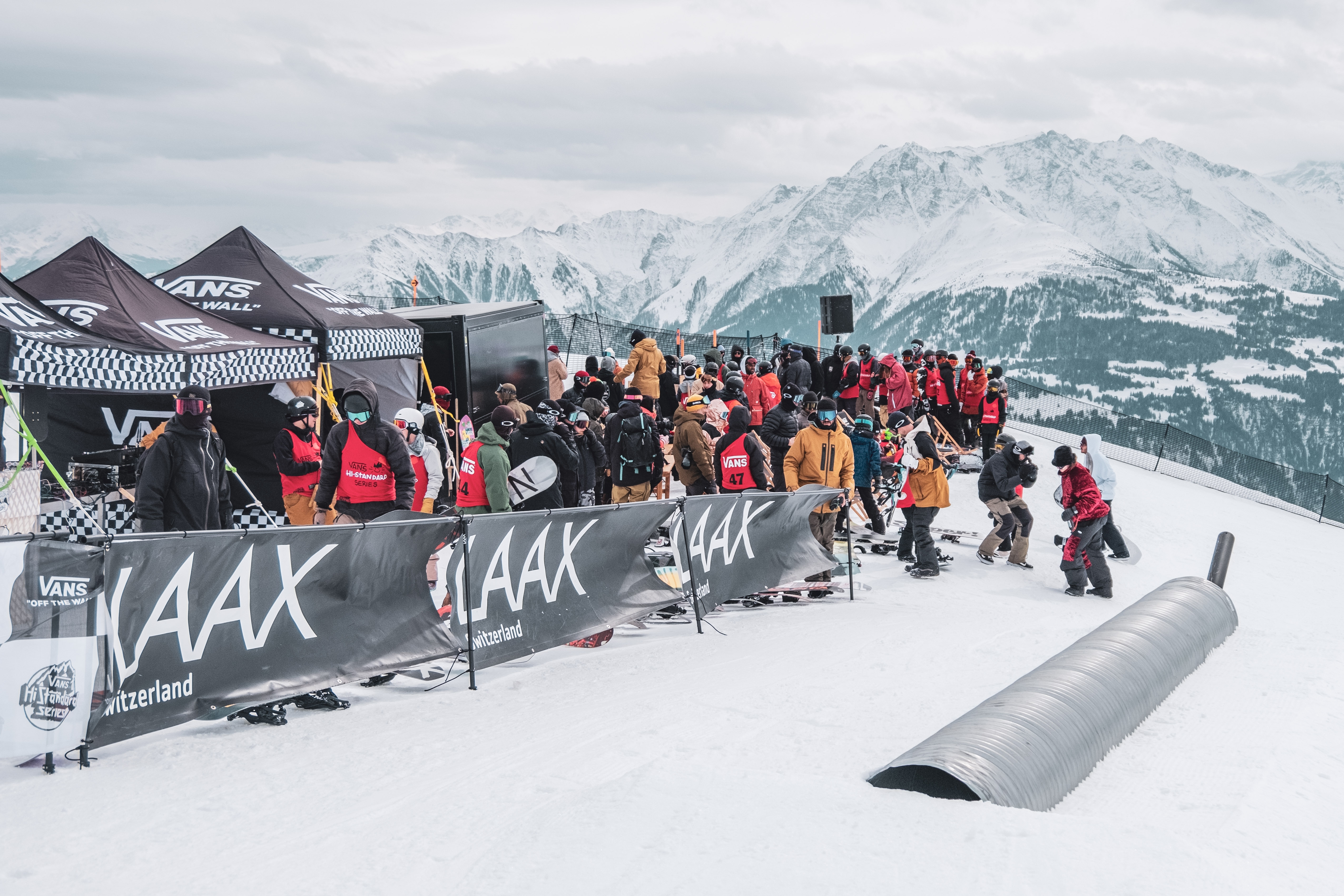 Method Mag Vans Hi Standard - Laax: Report, Video & Gallery