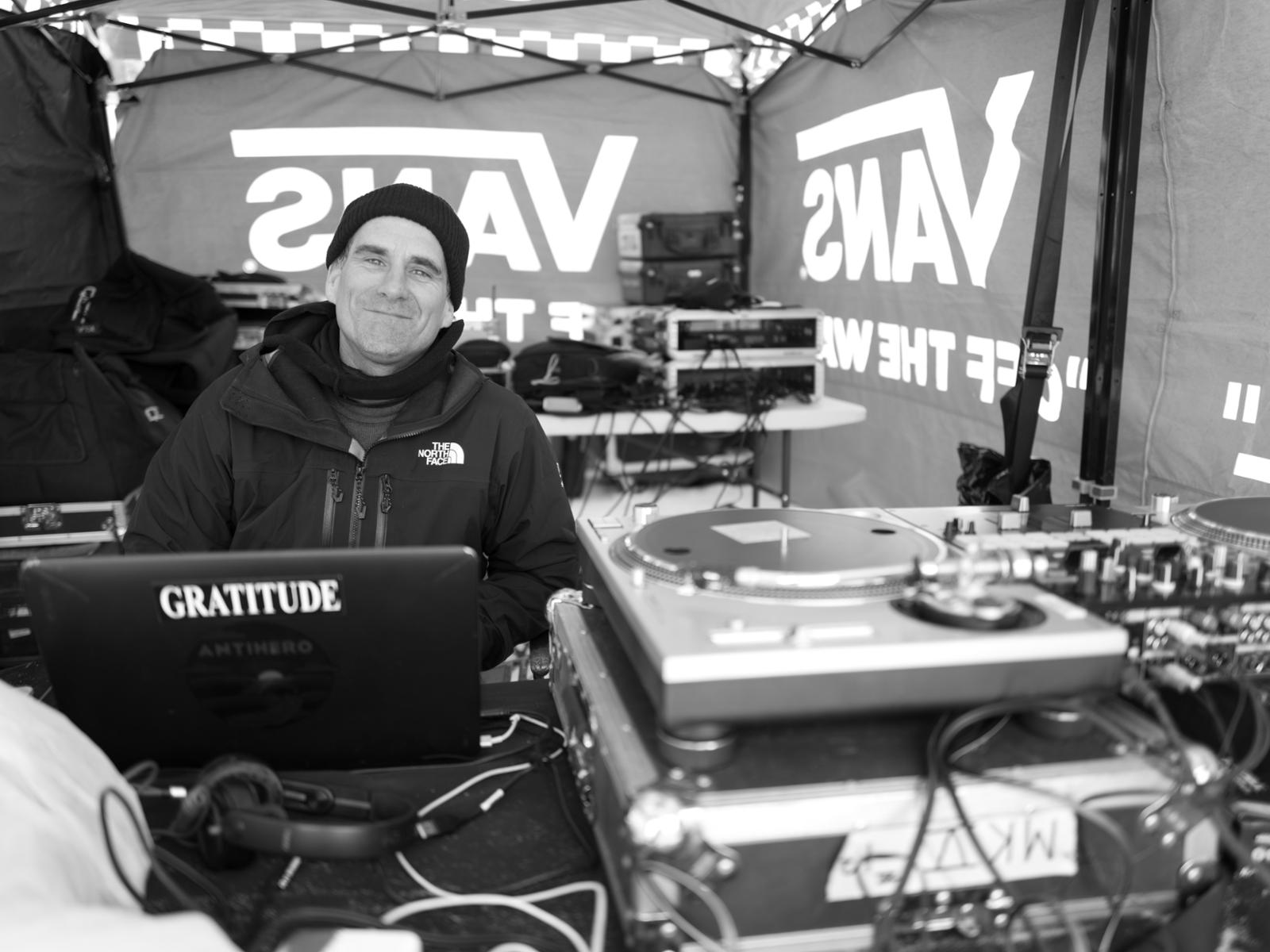 Method Mag Felt Almost Like Family - Vans Hi Standard Brighton